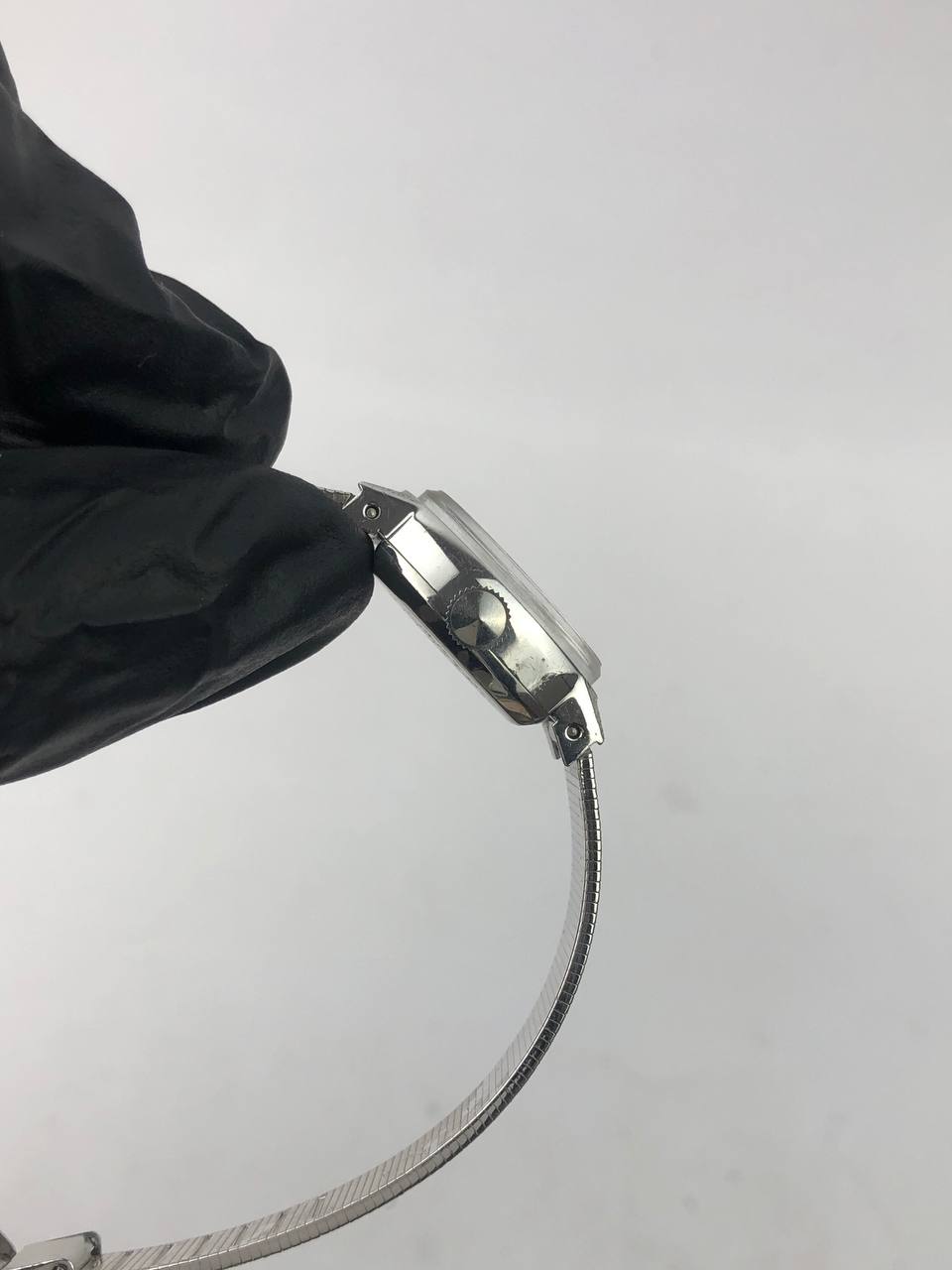 CITIZEN OVAL LADIES TEXTURE INNER DIAL ALL ORIGINAL – Sukalelang