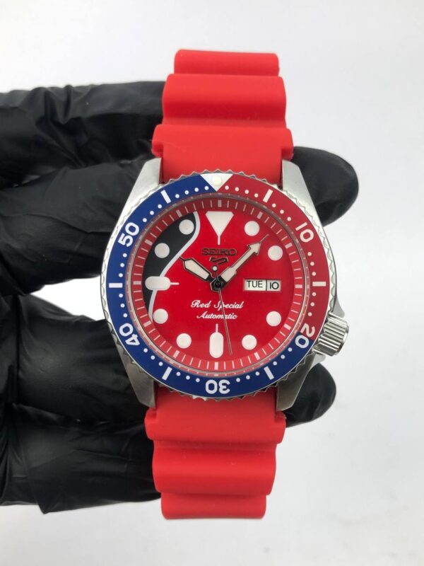SEIKO MOD DIVER AUTOMATIC – Sukalelang