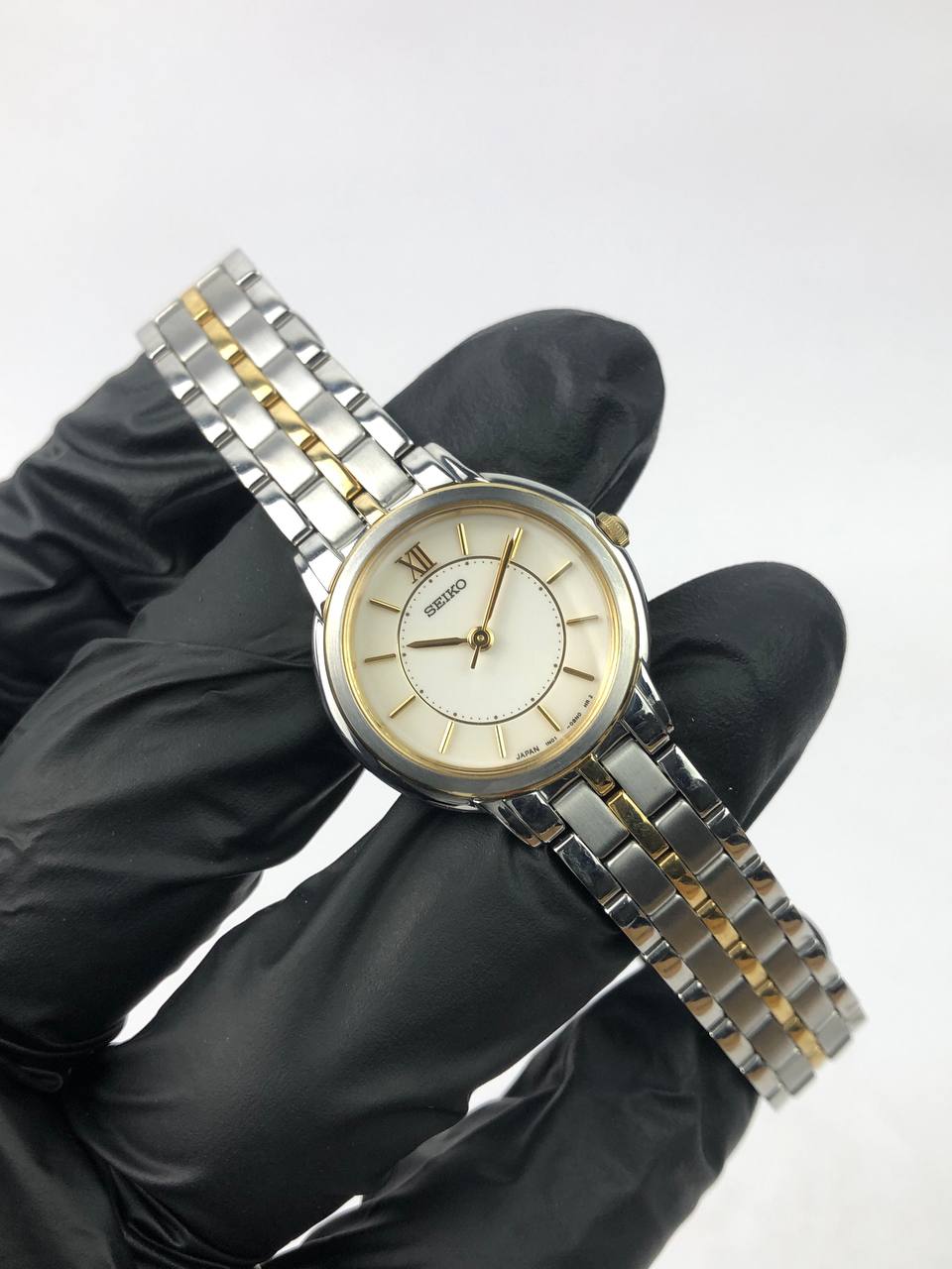 SEIKO LADY ROMAN XII CREAM DIAL TWO-TONE BRACELET – Sukalelang